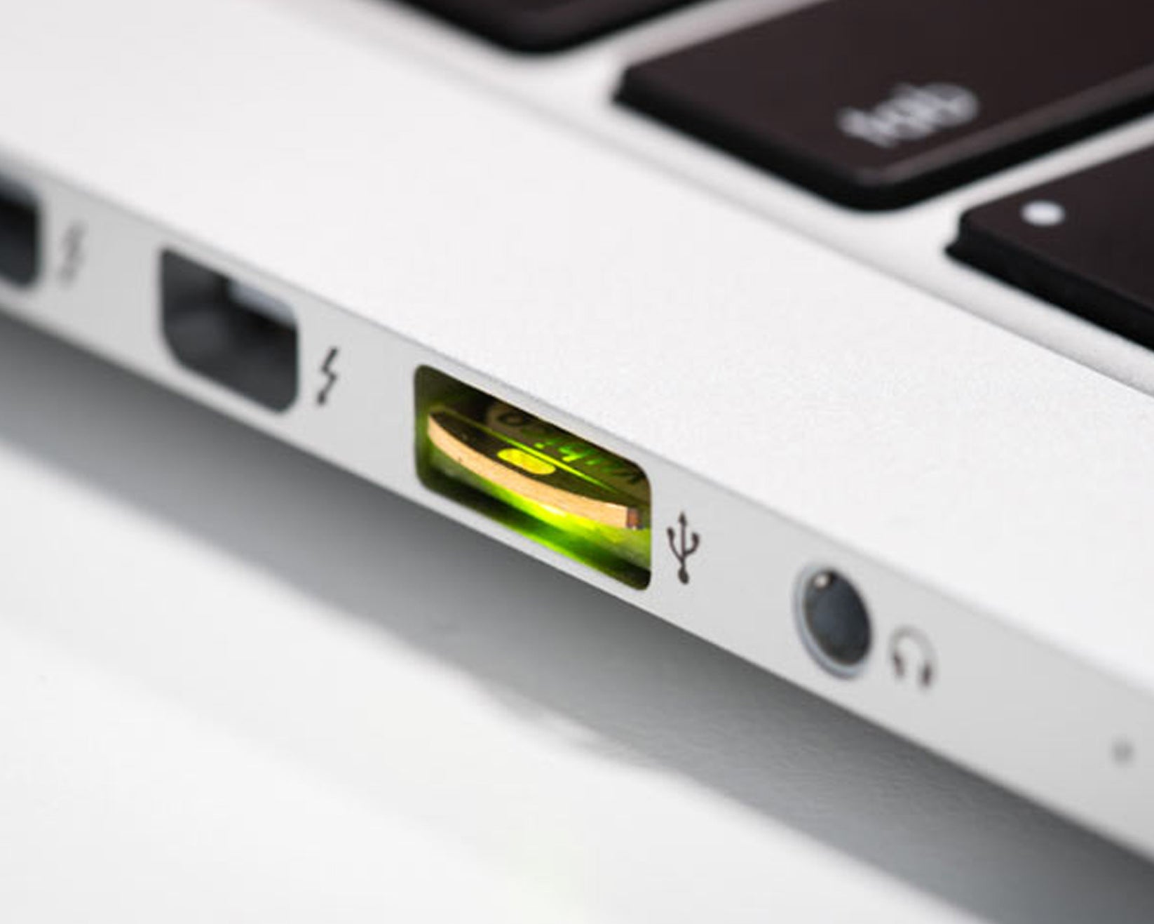 YubiKey 5 Nano